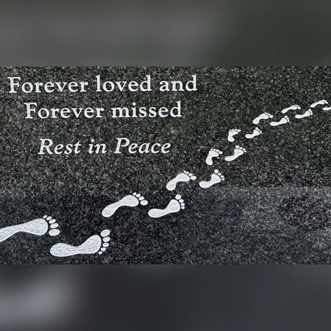 Footsteps Design – Instone Memorials